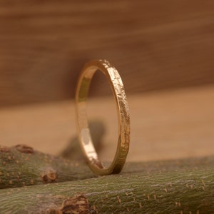 Women's 14kt Gold Tree Bark Ring, Solid Gold Twig Band, 2mm Wide, DA5 ...