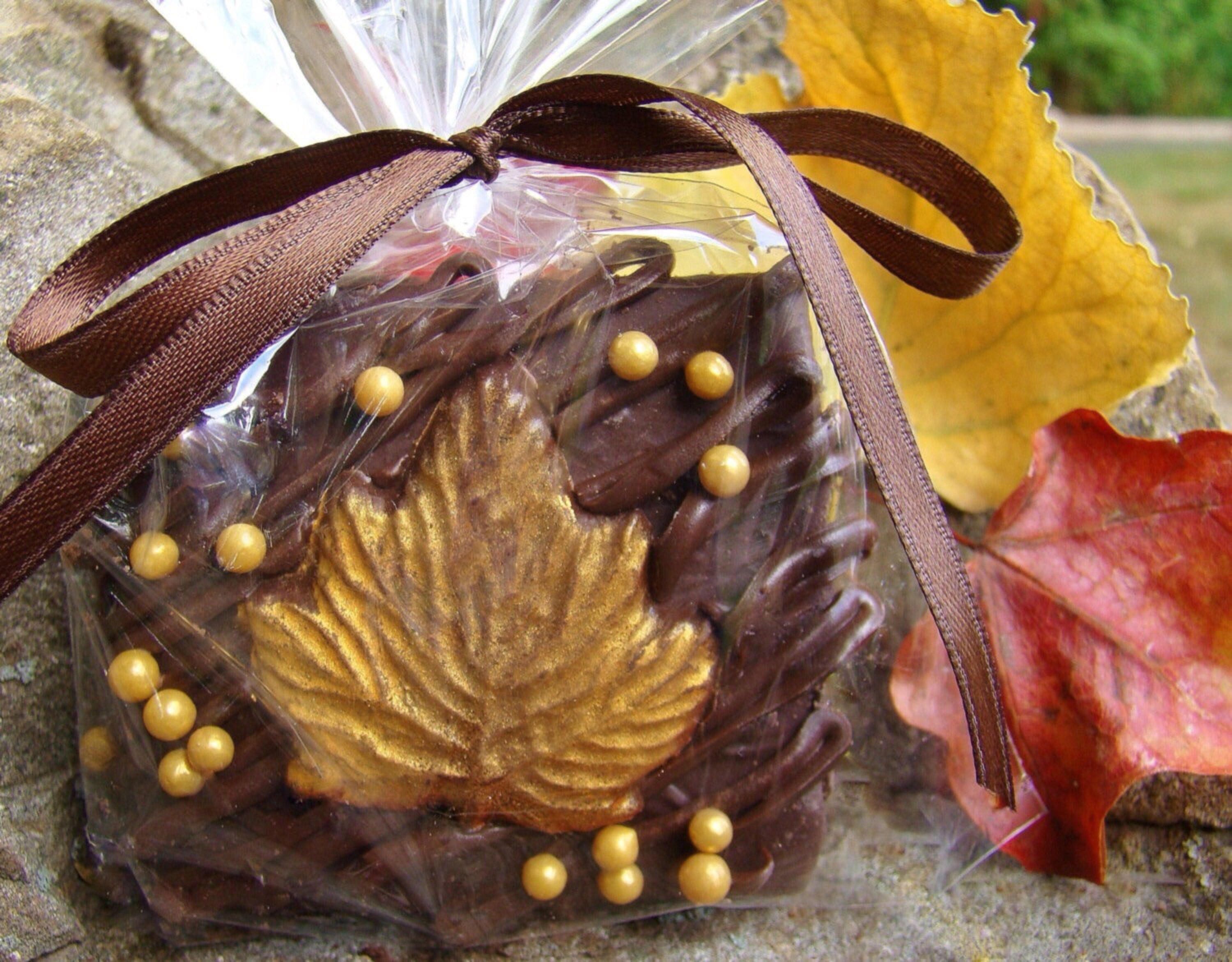 Fall Chocolate Graham Crackers GOLD Leaf ~ Thanksgiving Cookies ...