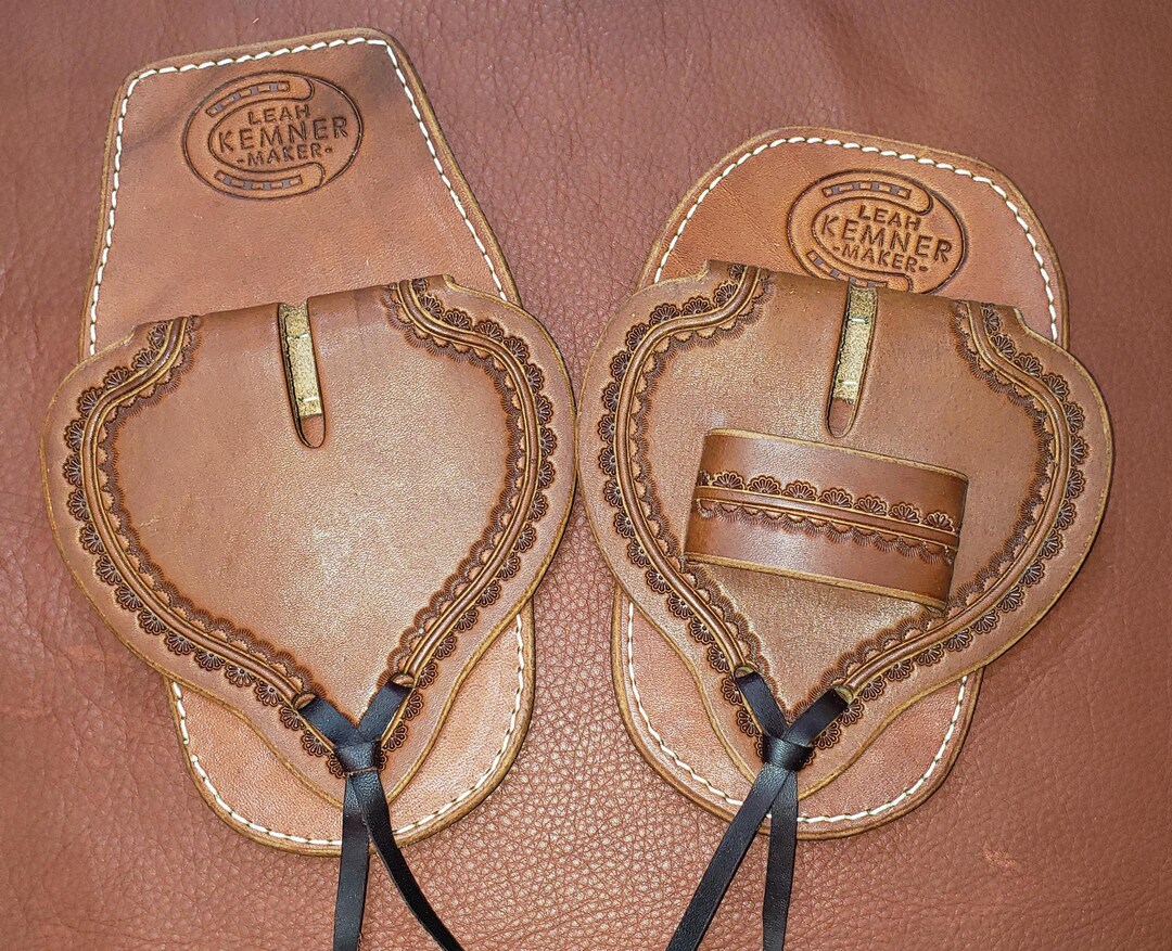 Handmade Cinch Buckle Guards Tooled Boarder, Roller Buckle & Center Bar ...