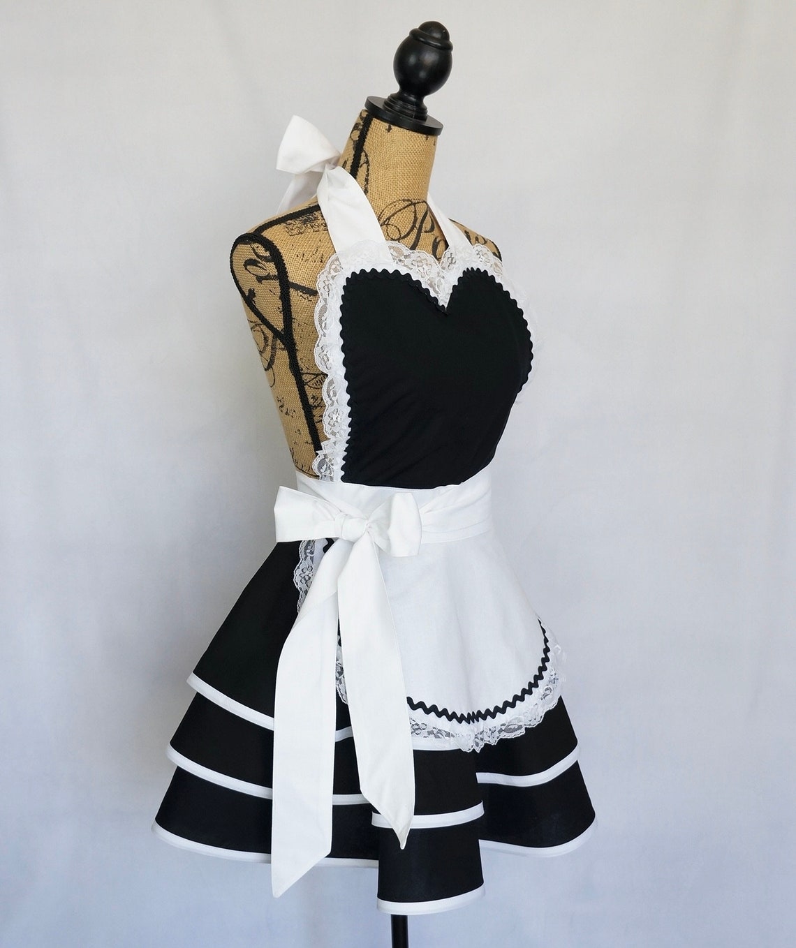 Retro Style Apron French Maid Theme Vintage Style Full Size Apron Dress ...