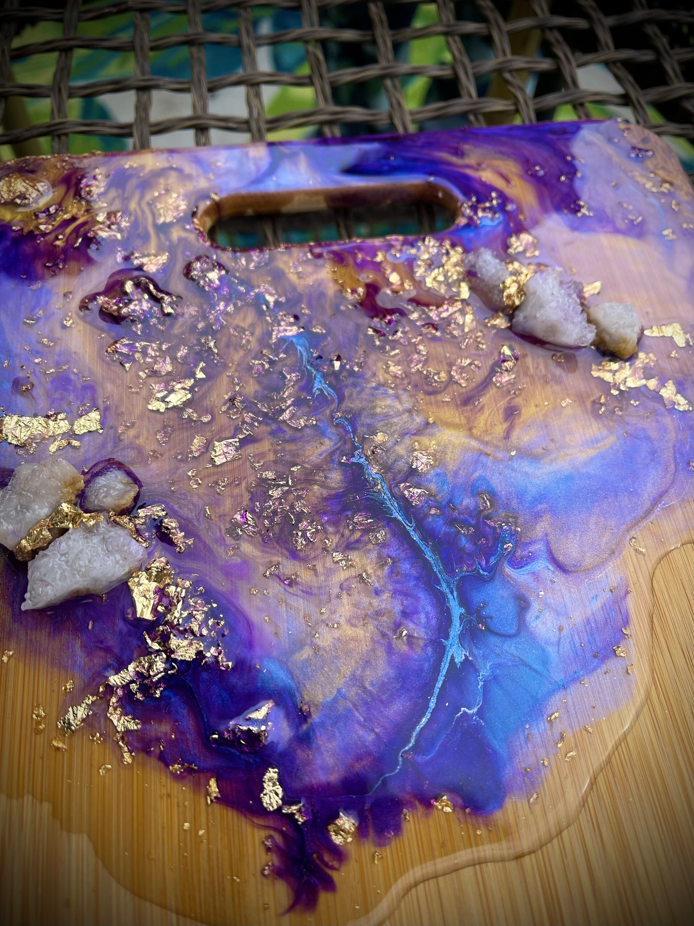 Geode Charcuterie / Cutting Board with real Moroccan Geodes | Etsy