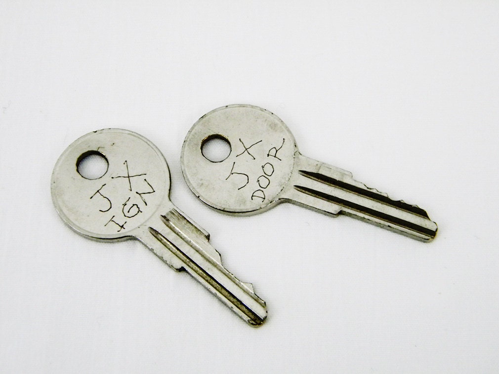 Hampton NH Anniversary Key Tag, Green Silicone State Outline, Includes ...