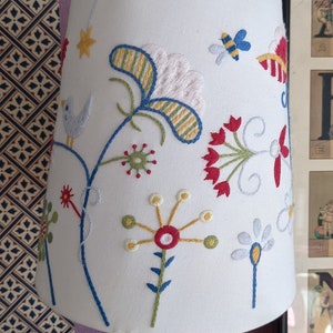 Vintage Tablet Lamp Embroidery // Vintage Lights - Etsy