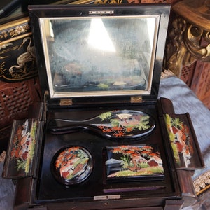 Vintage Chinese Vanity Jewellery Box With Mirror/decorative Lacquered ...