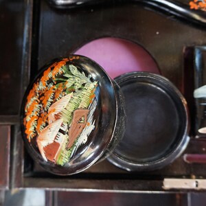 Vintage Chinese Vanity Jewellery Box With Mirror/decorative Lacquered ...