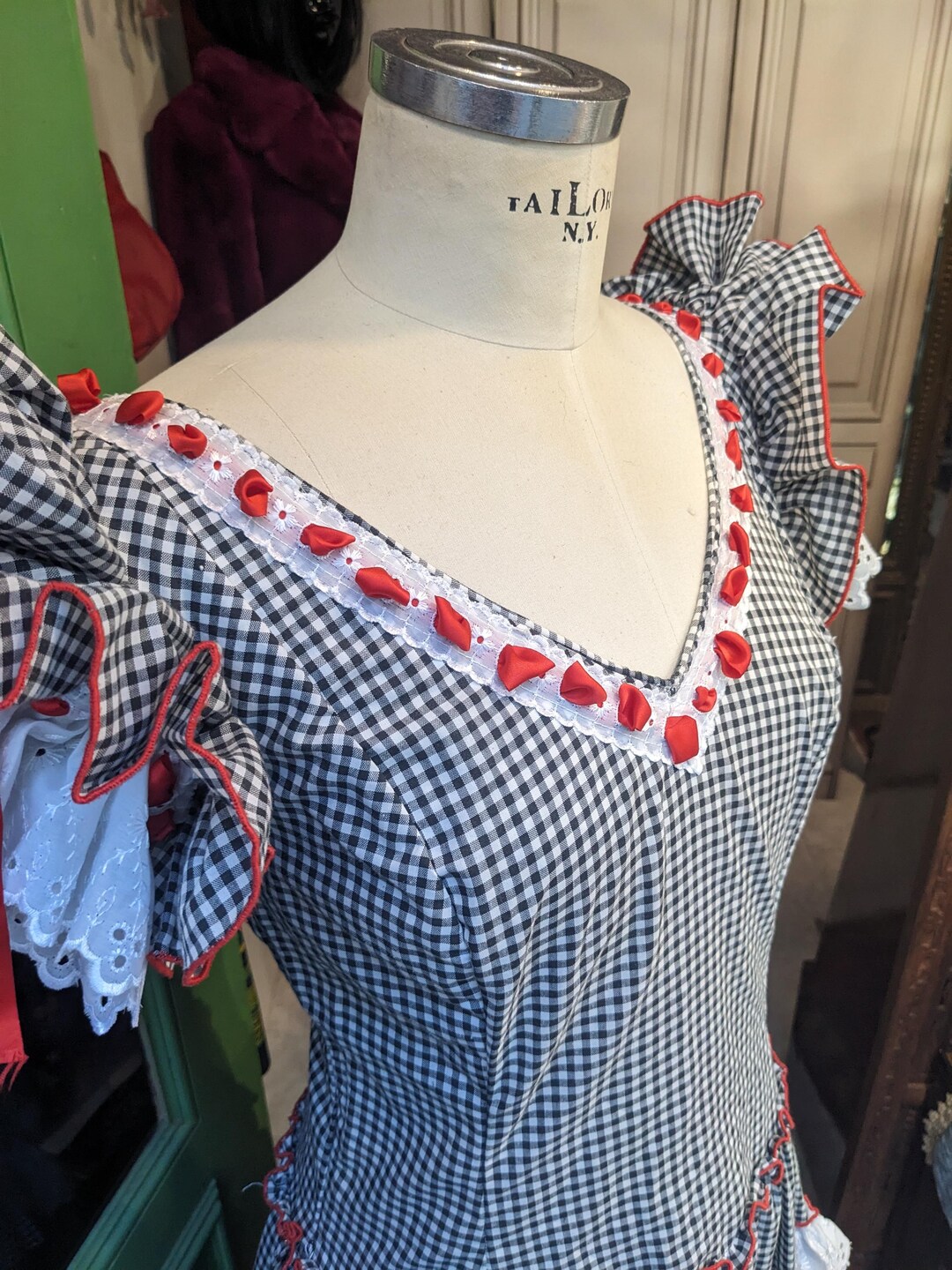 Vintage Folk Ruffle Flamenco Spanish Dress Rociero // Vintage Gypsy ...