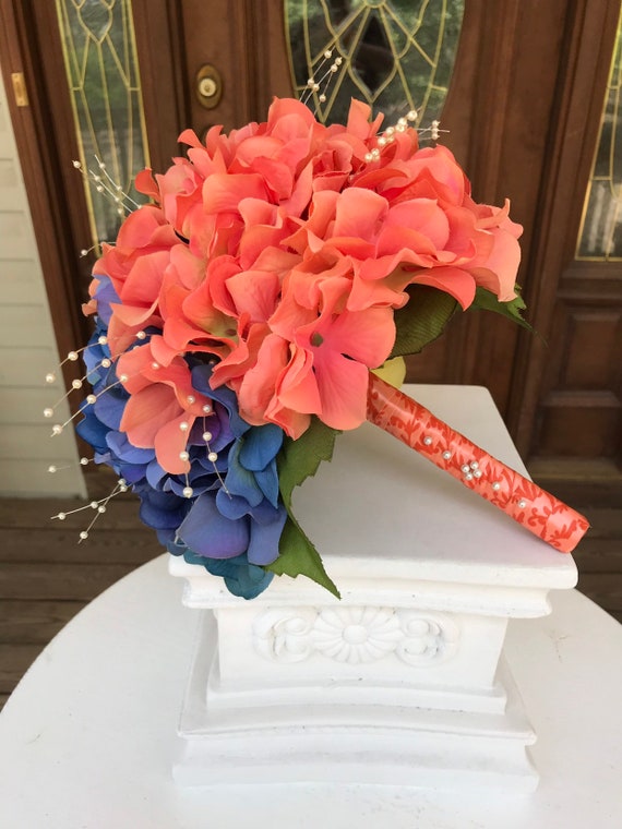 Coral Centerpieces With Hydrangeas Green Garden: Hydrangeas And Calla