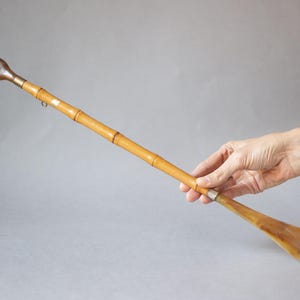 Vintage Shoe Horn Back Bamboo Scratcher Hand Shaped. Shoehorn to Hang ...