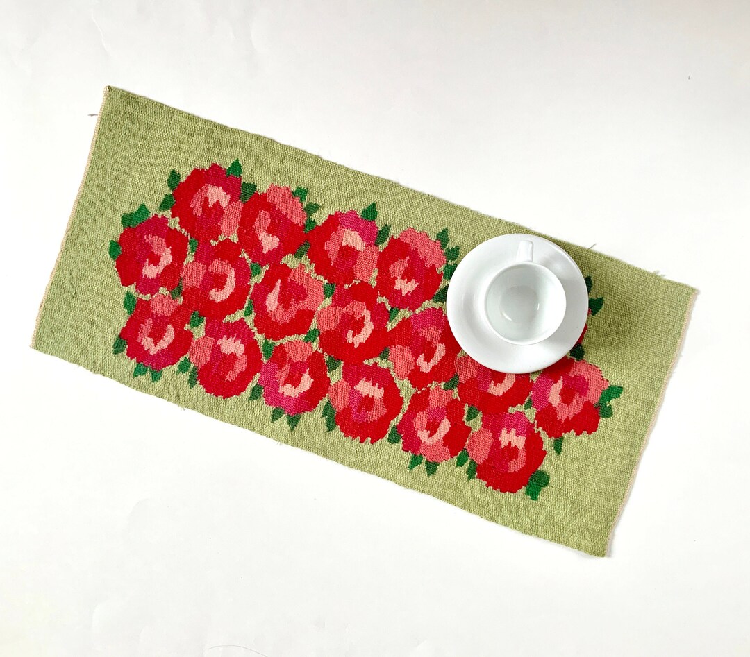Handmade Vintage Table Runner Woven Roses Red Pattern. Wool Runner ...