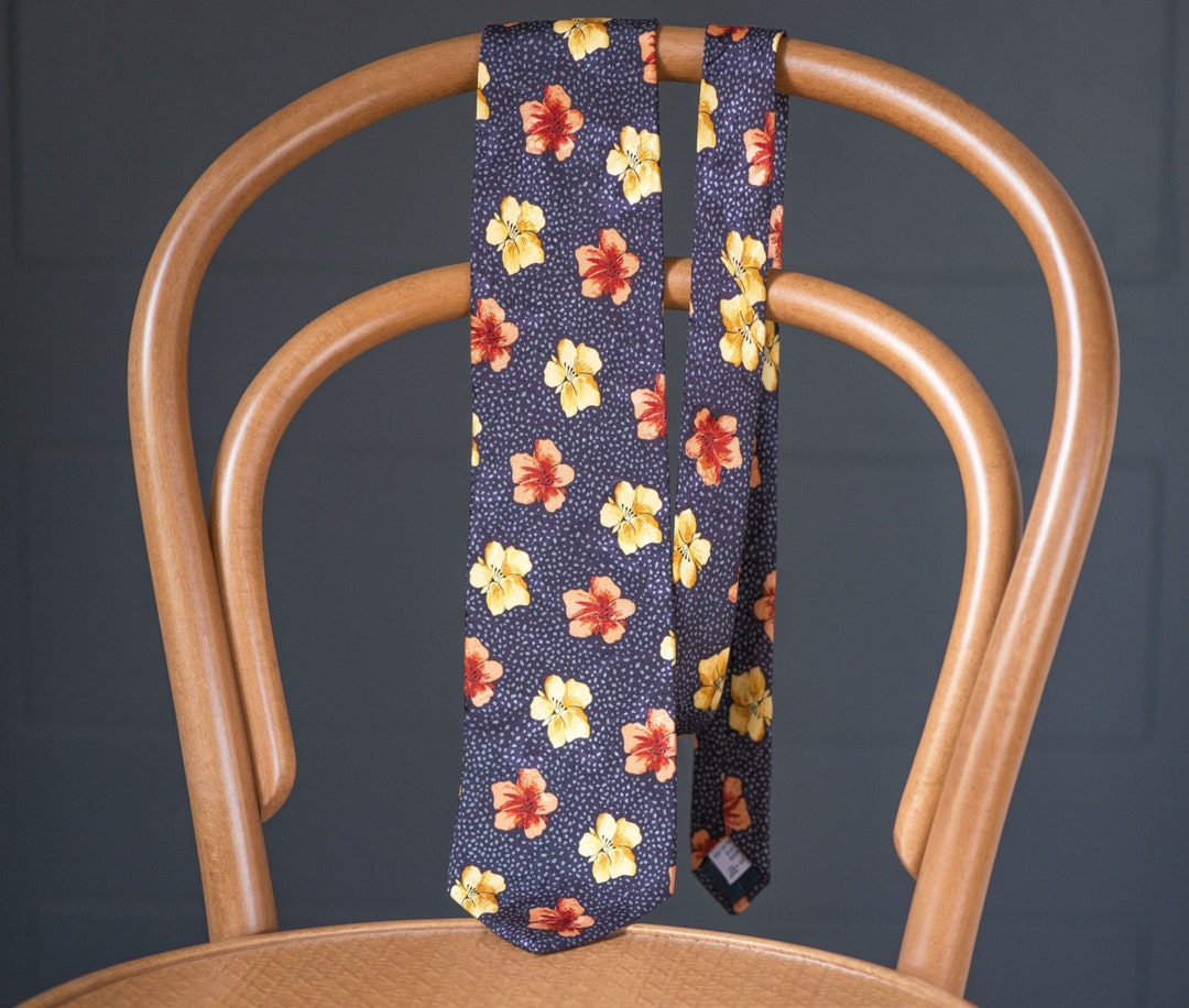 Givenchy Floral Silk Necktie – Exclusive Design Men’s Tie – Gentelman ...