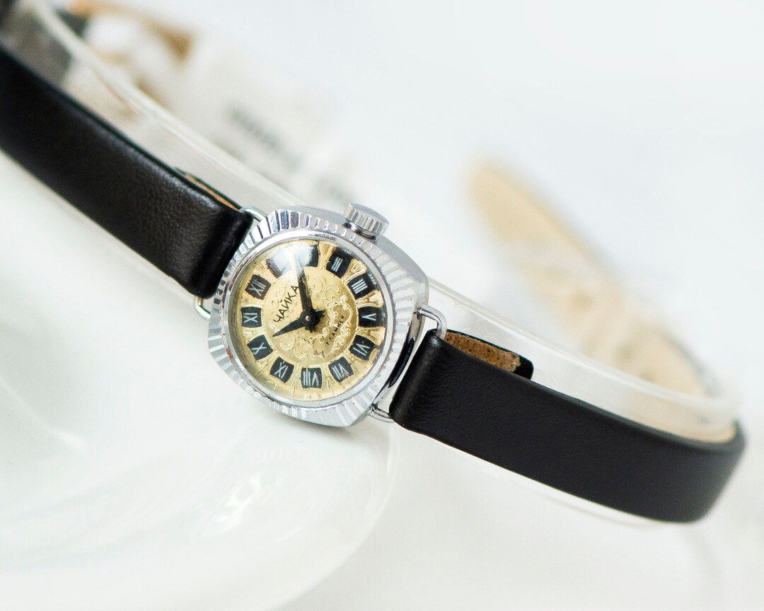 Vintage Chaika Women's Watch: Slavic Folk Dial, New Leather Band - Etsy