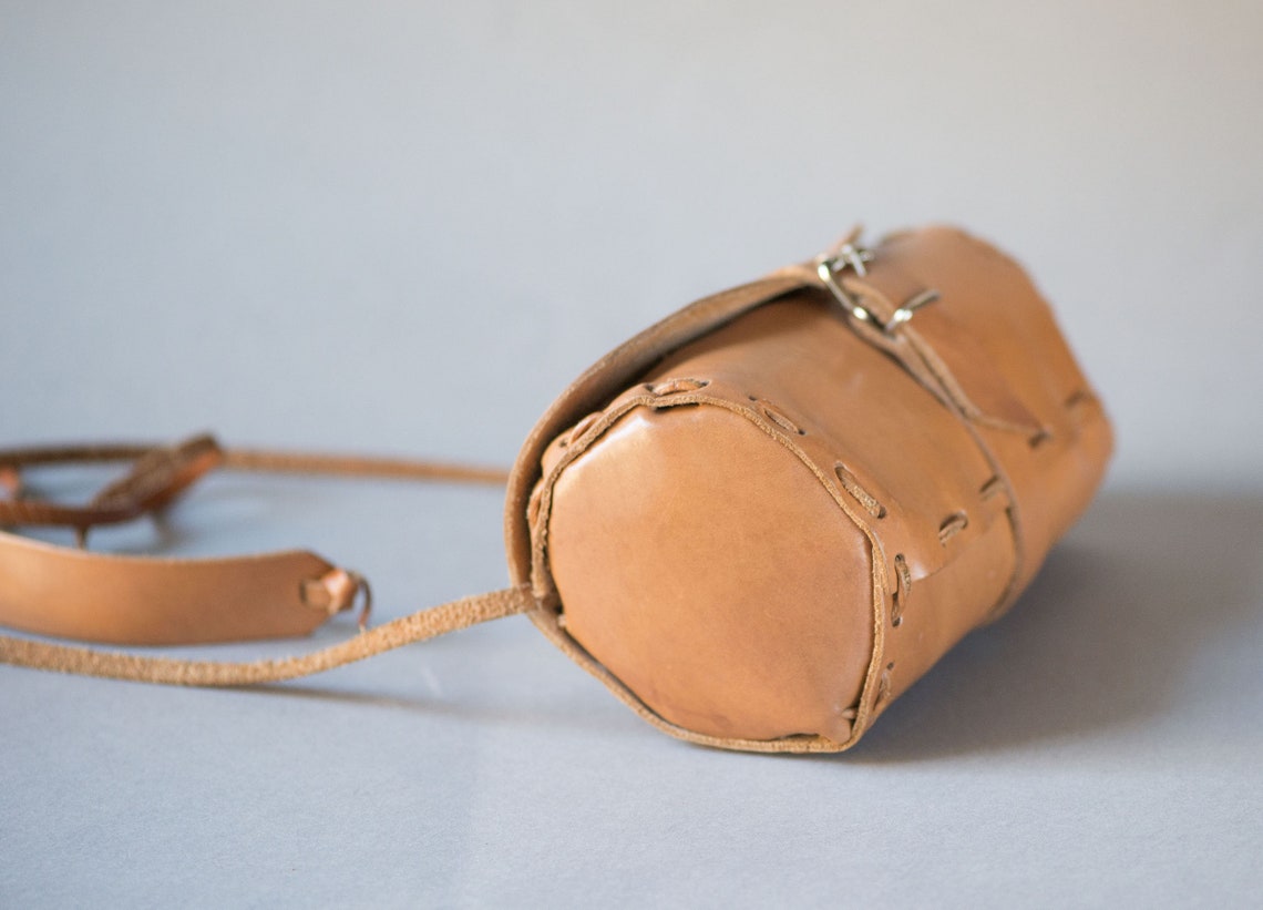 Leather Barrel Purse Vintage. Tan Barrel ClutchHand made. 90s | Etsy
