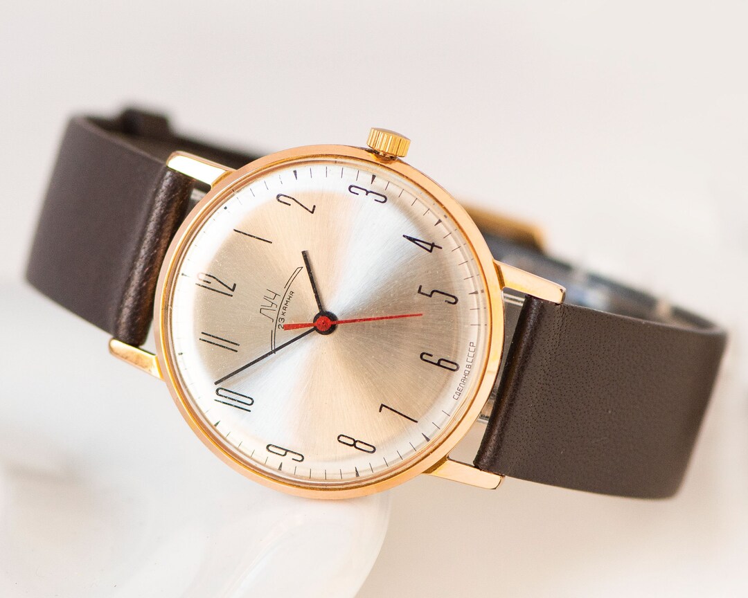 Unisex Wristwatch Vintage RAY. Dress Watch for Men or Women. Minimalist ...
