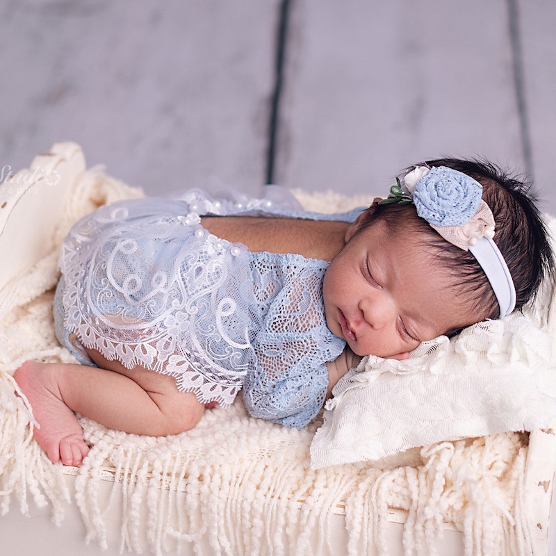 Winter Newborn Outfit Photo - Etsy