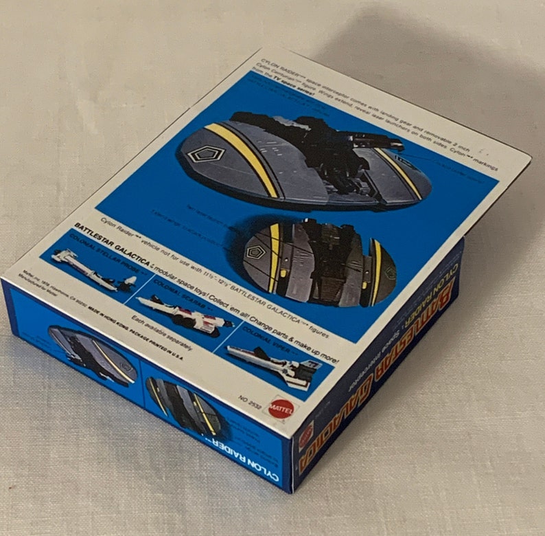 Vintage 1970s Mattel Battlestar Galactica CYLON RAIDER Toy Box ...