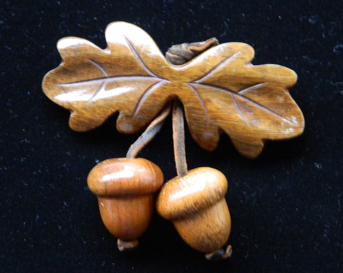 Vintage Wooden Leaf and Acorn Brooch / Vintage Acorn Leaf Pin - Etsy