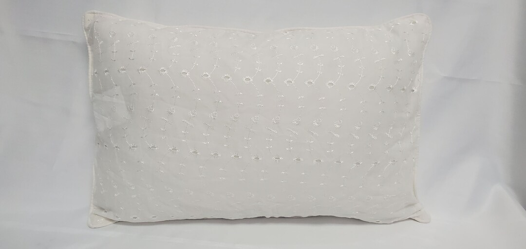 Ecru Eyelet Pillow Cover With Zipper Self Welt- 21" X 14" Decorative ...