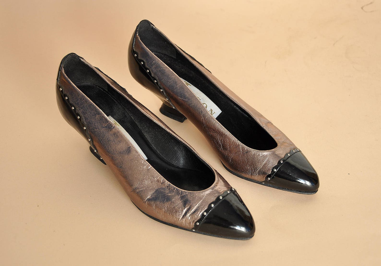 90s PATENT Pumps STUDED Pumps MOD Pumps Low Pumps Art Deco Pumps Retro ...