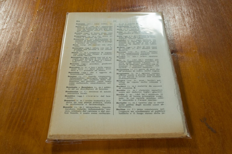 50 Vintage Italian Dictionary Pages. 1970's. Aged Book Pages. Scrap ...