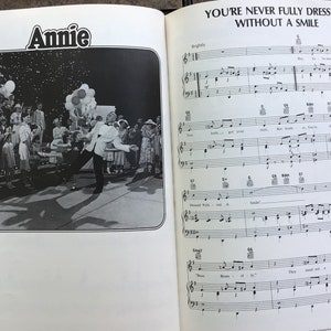Annie Movie and Stage Play Soundtrack Book of Songs 1940s and 50s ...