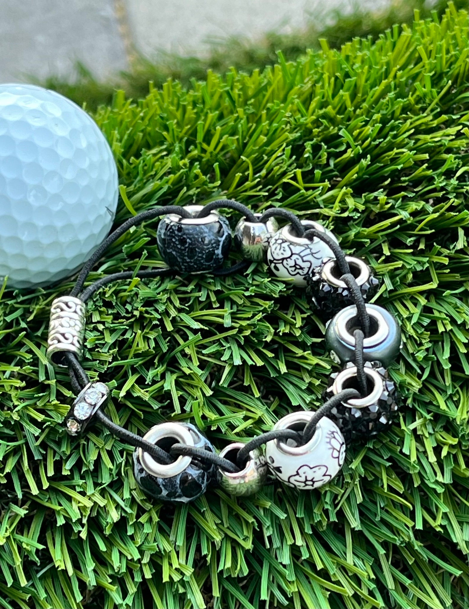 Golf Stroke Counter Bracelet: Black & White Beaded Golfing Jewelry ...