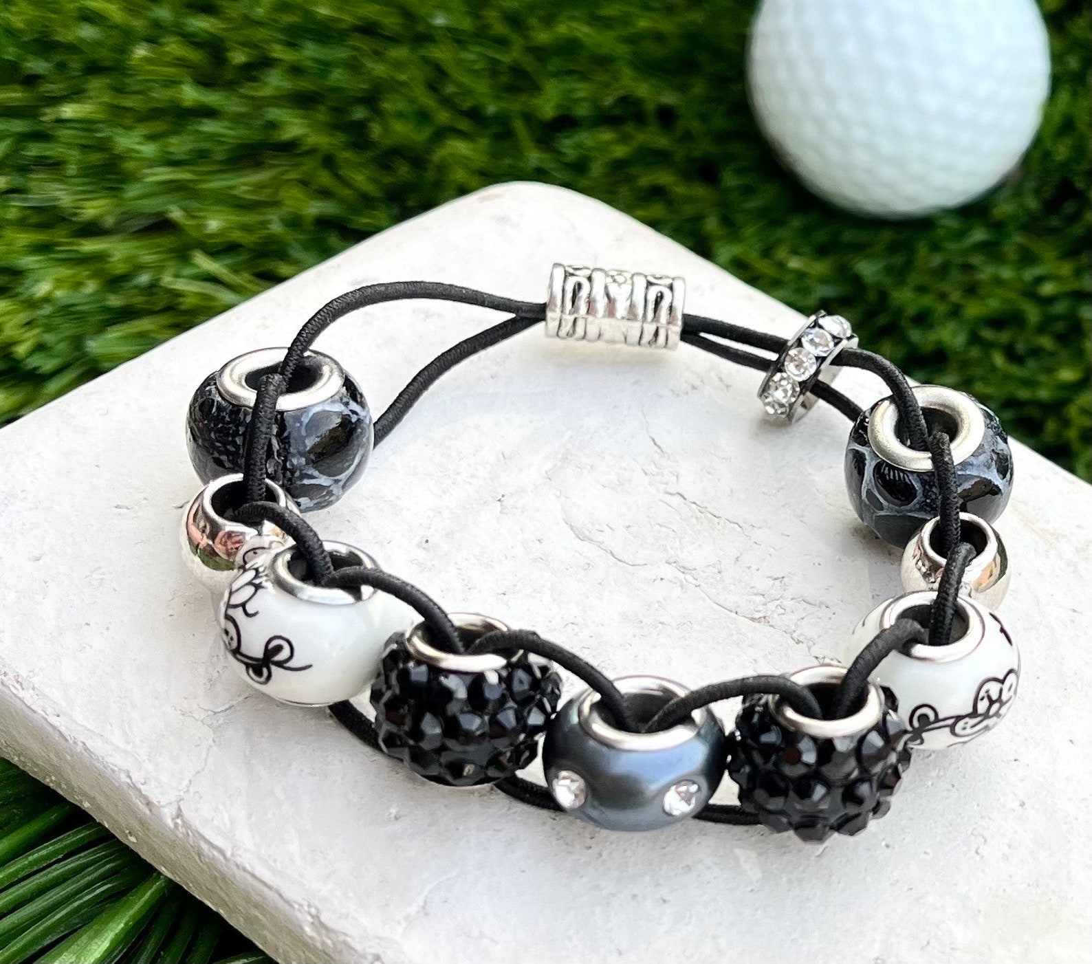Golf Stroke Counter Bracelet: Black & White Beaded Golfing Jewelry ...