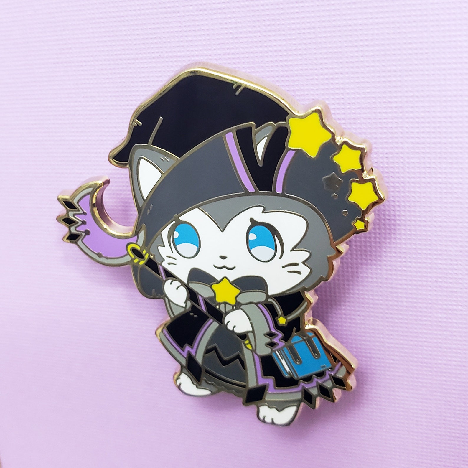 Enamel Pin: Starry Mage Kitty - Etsy