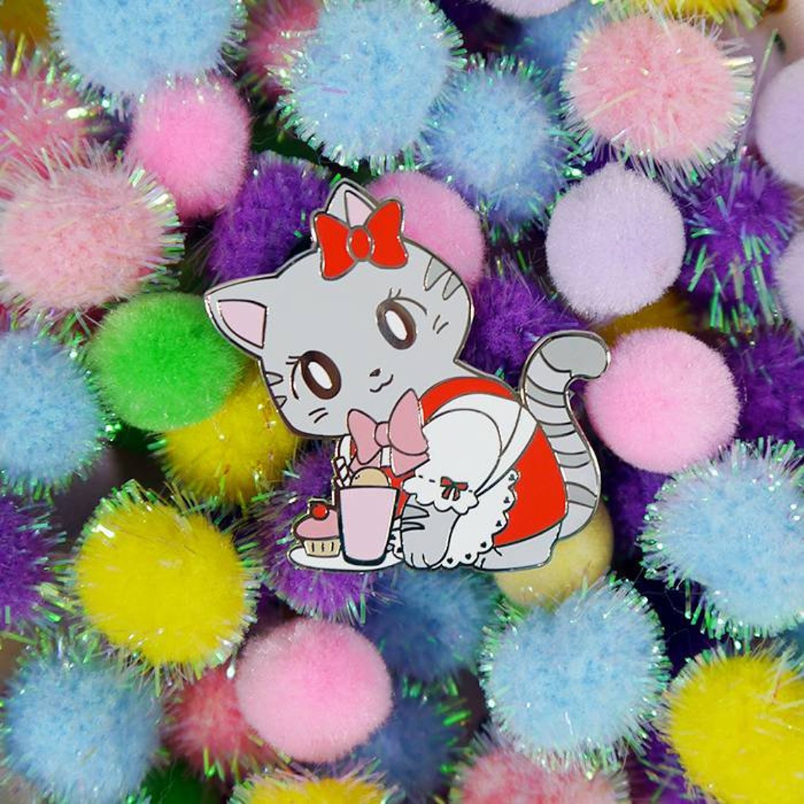 Enamel Pin: Cat Cafe Latte the Waitress - Etsy