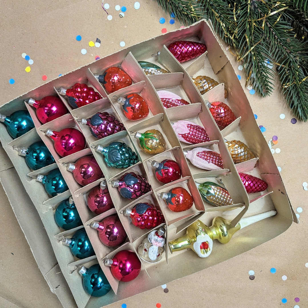 Set of 33 Ornaments and Xmas Tree Topper, Vintage Boxed Christmas ...