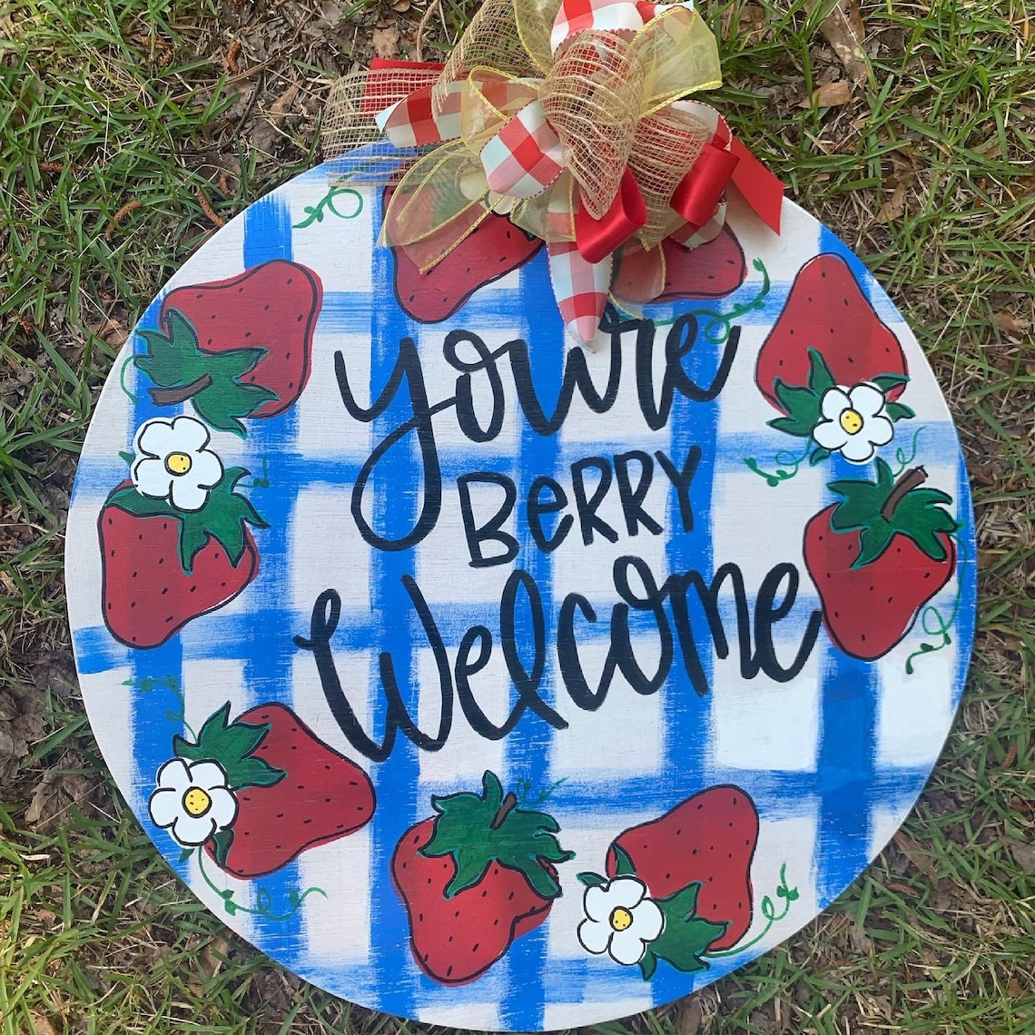 You're Berry Welcome Strawberry Circle Wood Door Hanger - Etsy