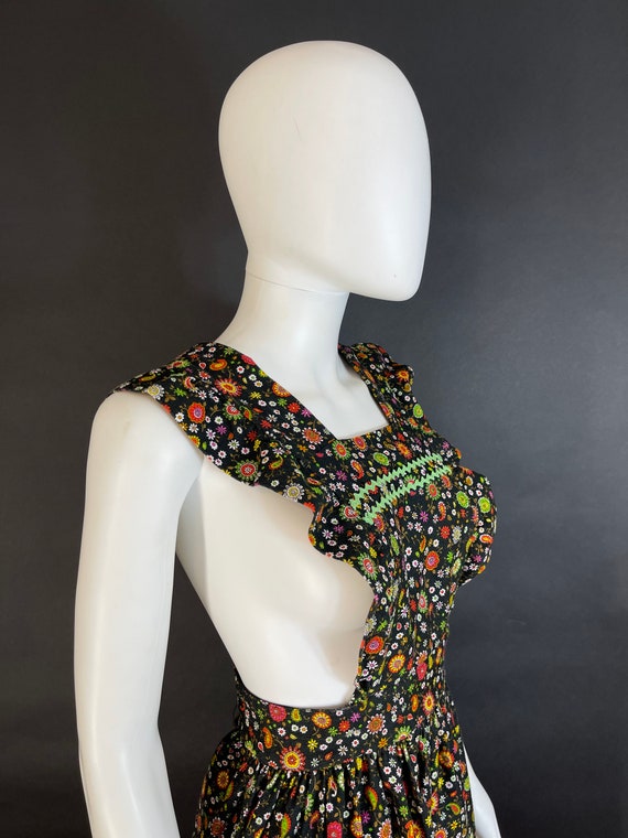 Really cute 1970’s floral pinafore prairie summer dre… - Gem