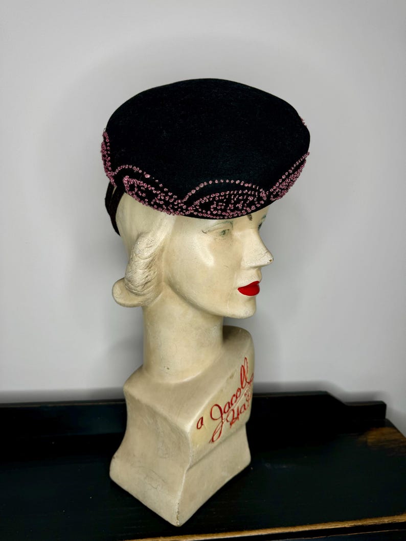 Really Chic 1940s Felt Tilt Hat - Etsy