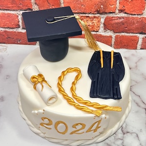 3D Graduation Cake Fondant Toppers ~ Dummy / Faux Cake. Graduation Cap ...