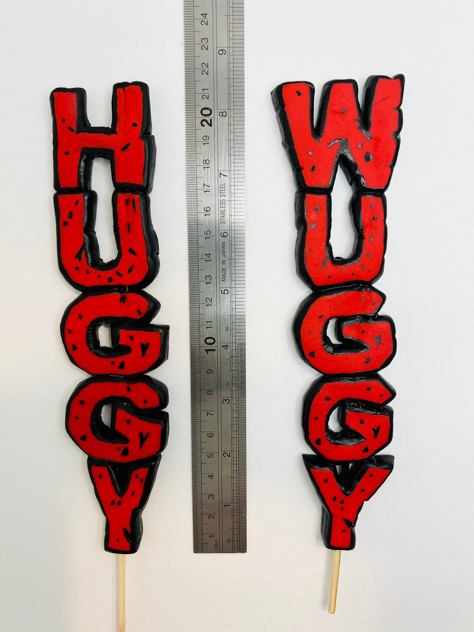 3D Huggy Wuggy Character and Logo Sign Fondant Toppers. - Etsy Canada