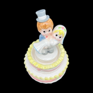 Here Comes the Bride Music Box, Rotating Bride and Groom on Wedding ...