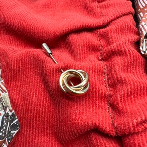 Winard Gold Plated Stick Pin, 1970s, Rosette Jewelry - Etsy