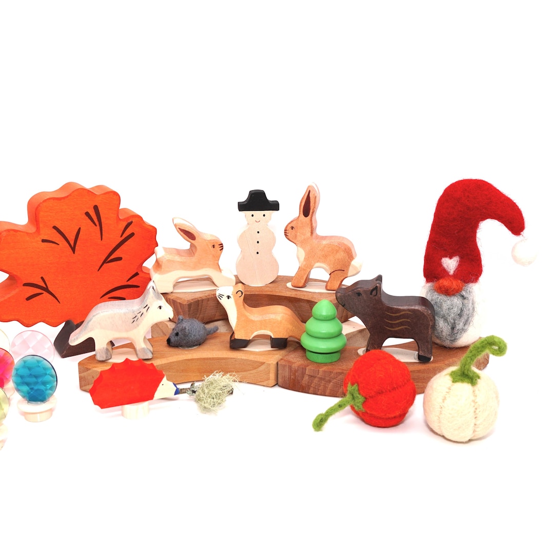 Wonderland Animals Grimms Plug Birthday Ring, Wool Ornaments Wooden ...
