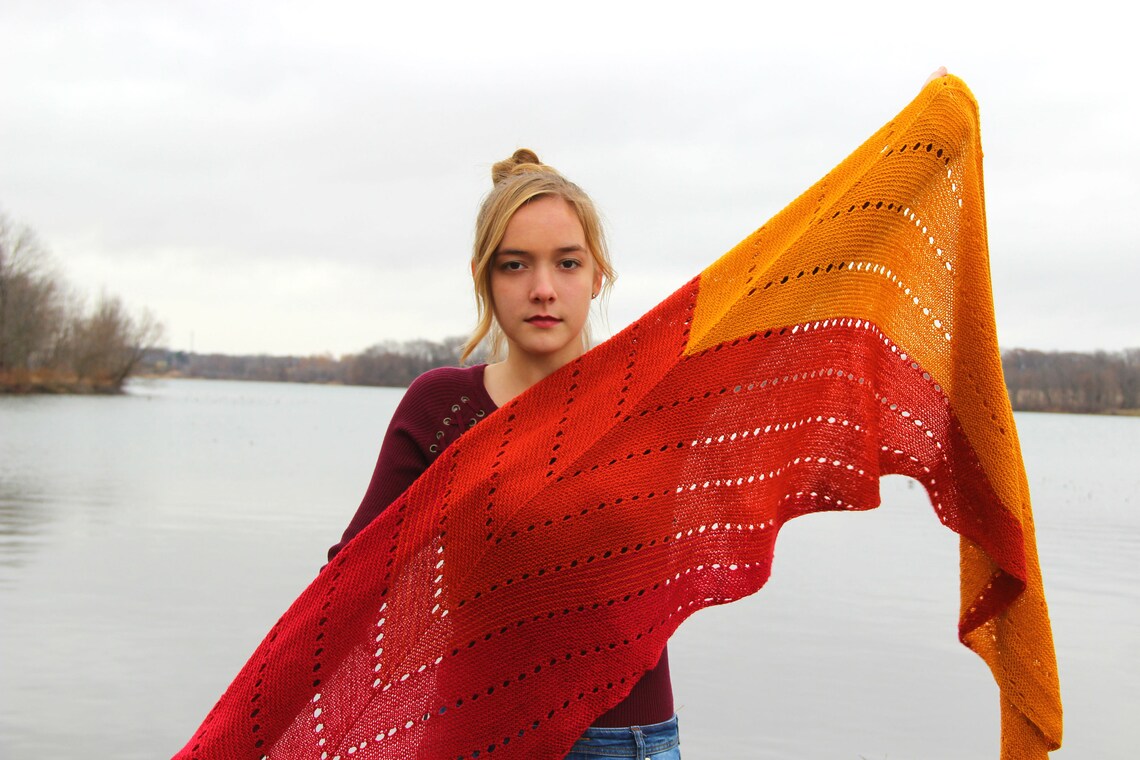 Kite Shawl Knitting Pattern, Ombré Triangle Wrap (PDF Pattern) - Etsy