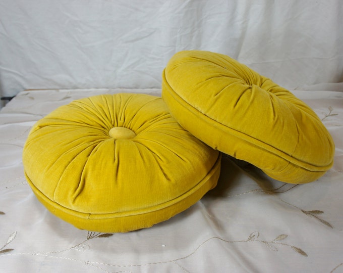 Gold Round Velvet Pillows Tufted Vintage Hollywood Regency Decor Pair ...