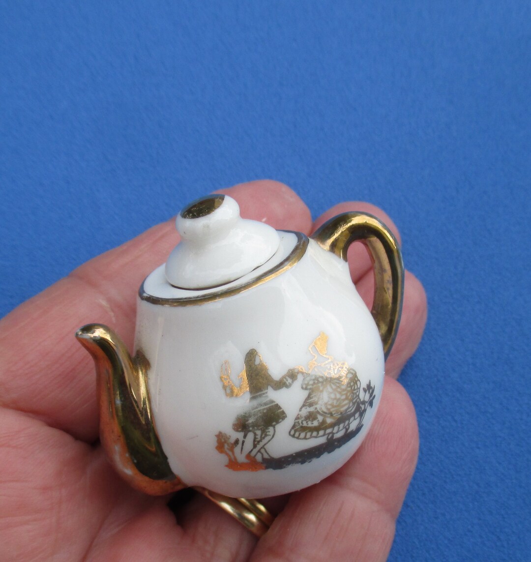 Miniature Ceramic Teapot With Dancing Couple - Etsy