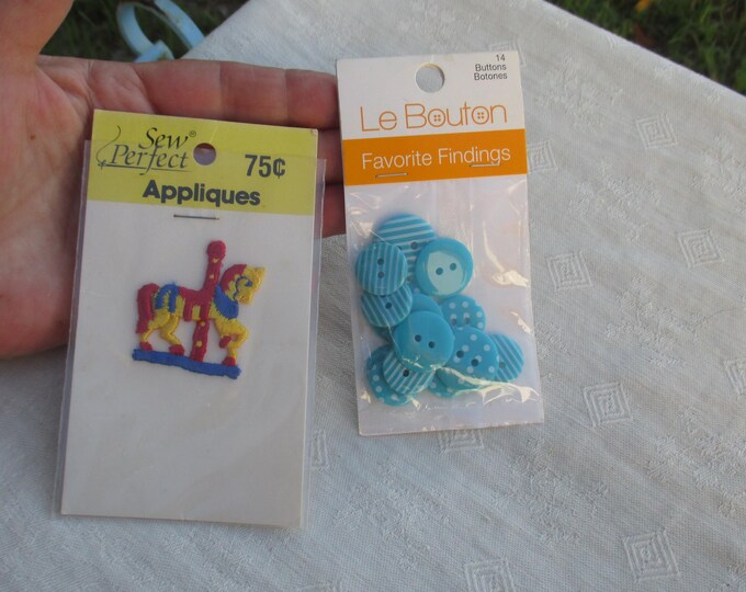 Le Bouton Blue Buttons Plus Sew Perfect Carousel Horse Applique - Etsy