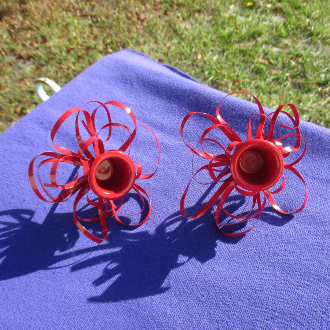 Set of Red Curled Metal Candle Holder Centerpiece Picks - Etsy