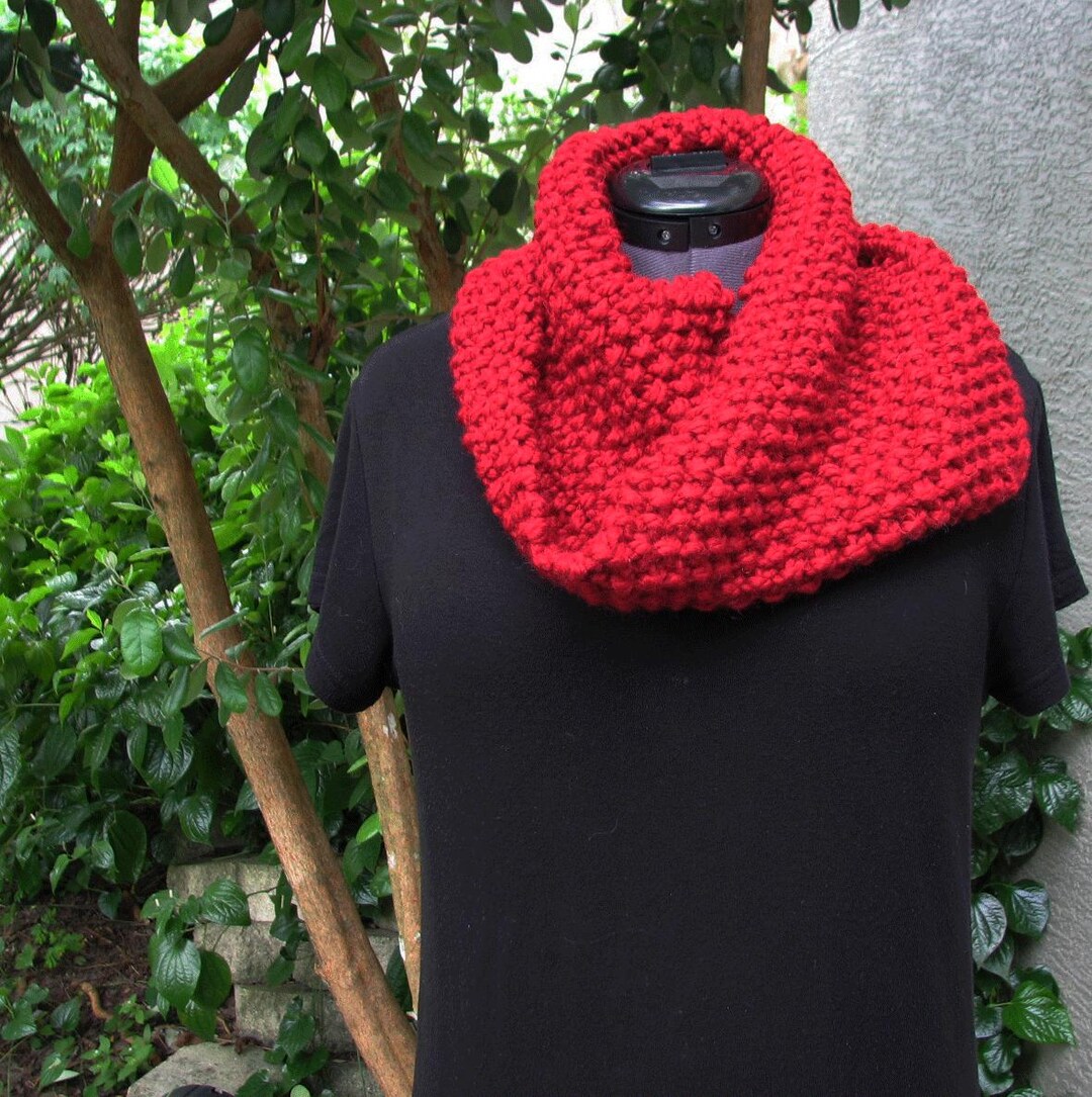 Lambs Wool Blend Maroon Infinity, Mobius Scarf, Cowl, Super Warm ...