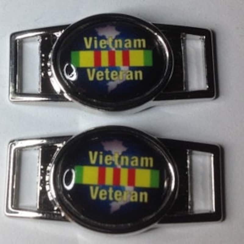 2 in Vietnamese - Etsy