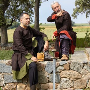 Medieval Linen Warrior Tunic "conrad", Long Sleeve Tabard for Men ...