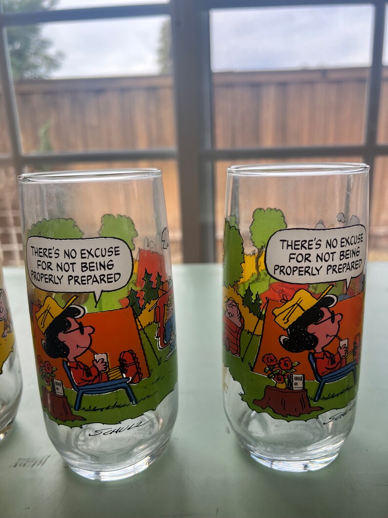 6 Charlie Brown Collectible Glasses - Etsy