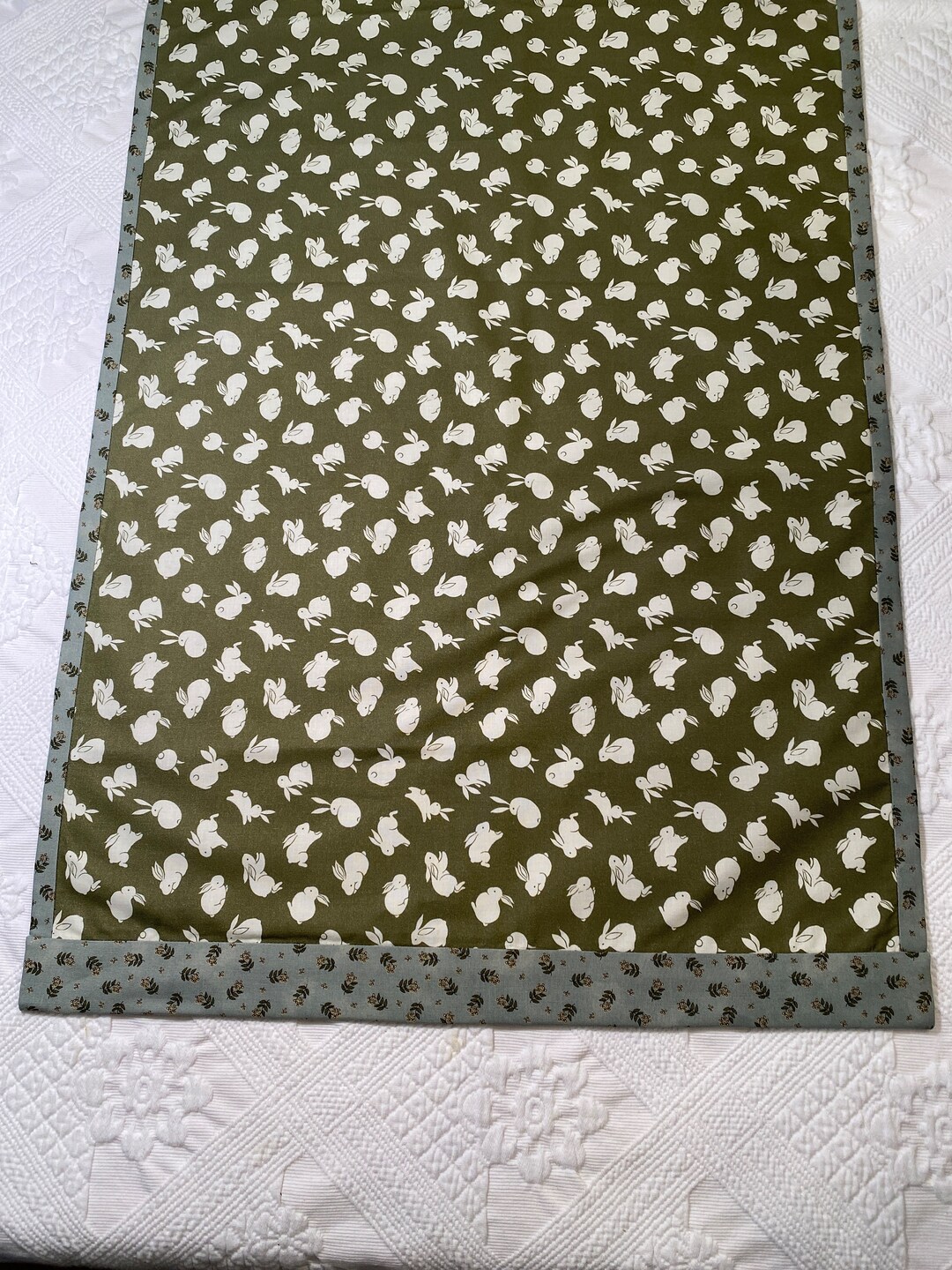 Spring Bunny Table Runner Green Rabbits Easter - Etsy