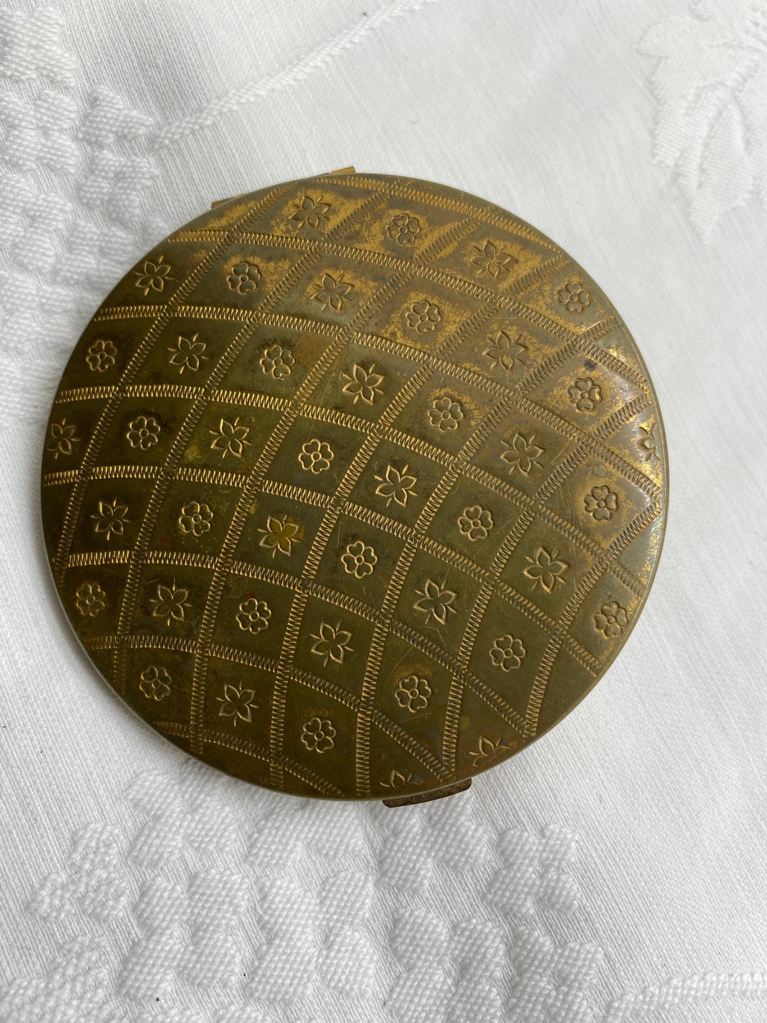 Volupte Vintage Face Powder Compact Round - Etsy