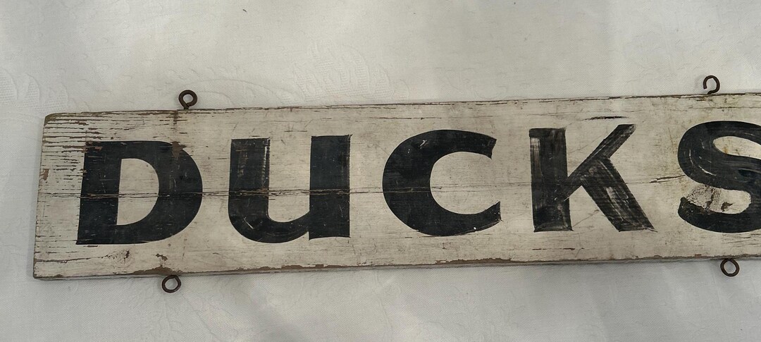Old Farm Sign DUCKS Wood Sign Country Sign - Etsy