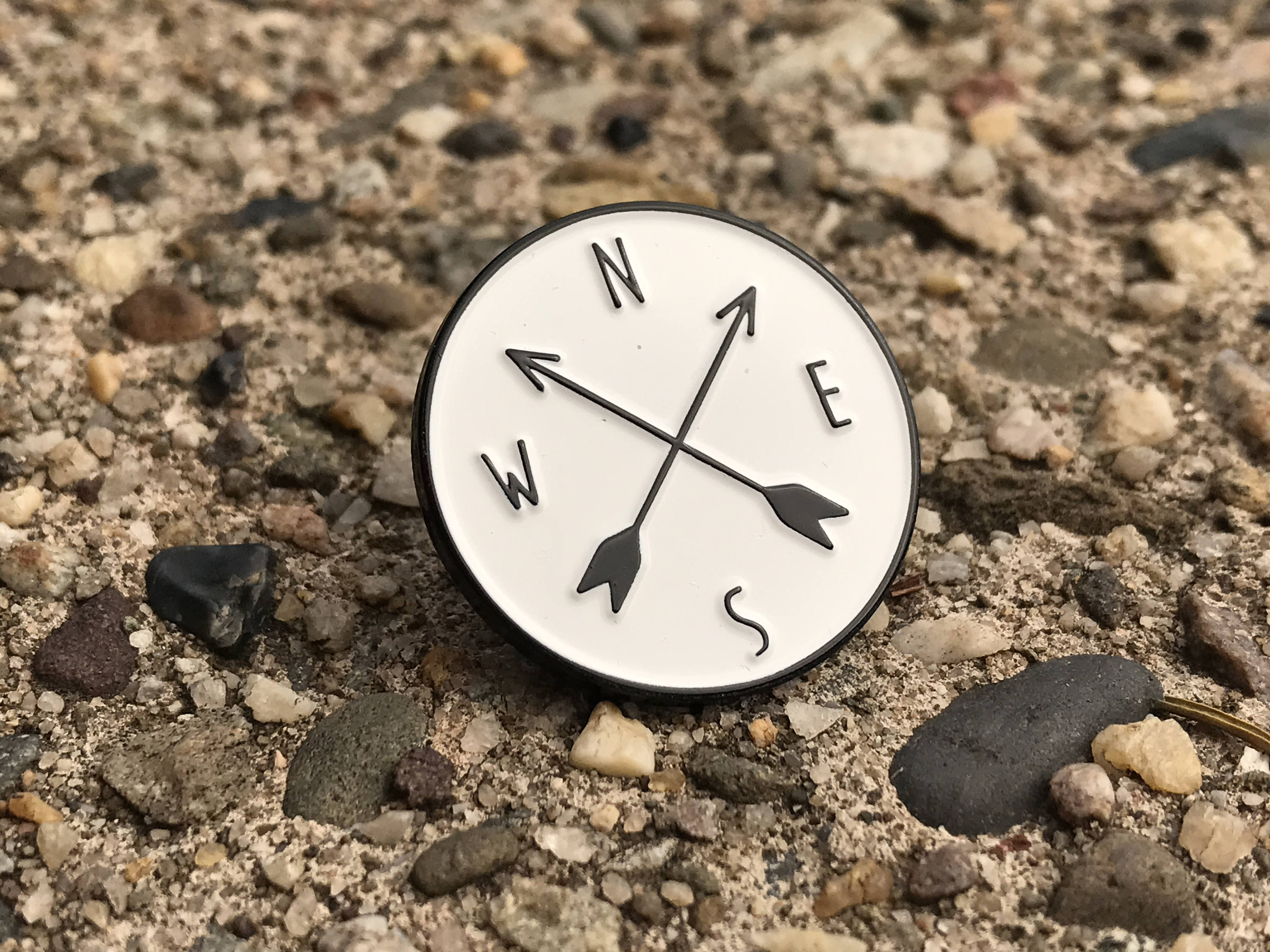 North South East West Compass Arrows Crest Enamel Pin | Etsy